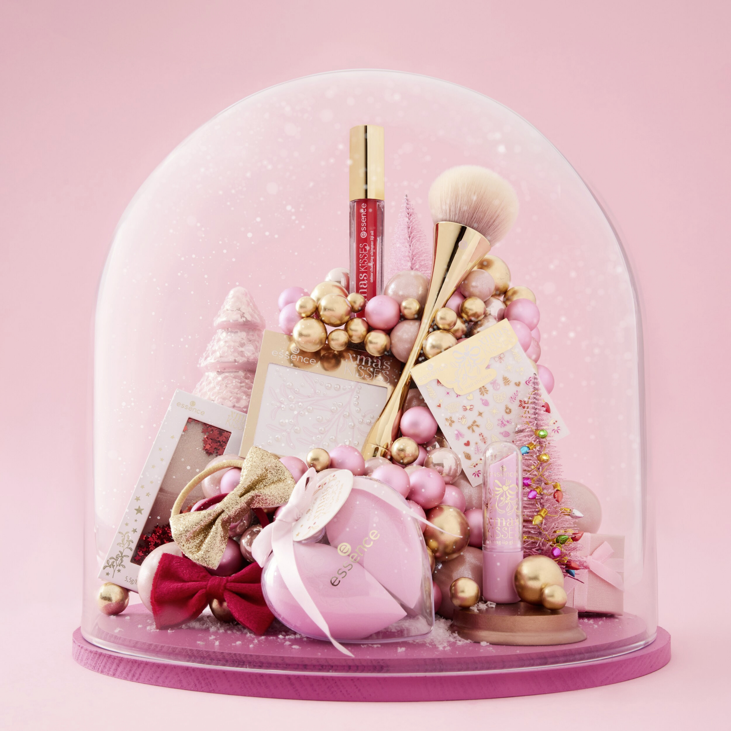 essence xmas KiSSES face pearls 01 Mistletoe Kiss Don't Want To Miss ...