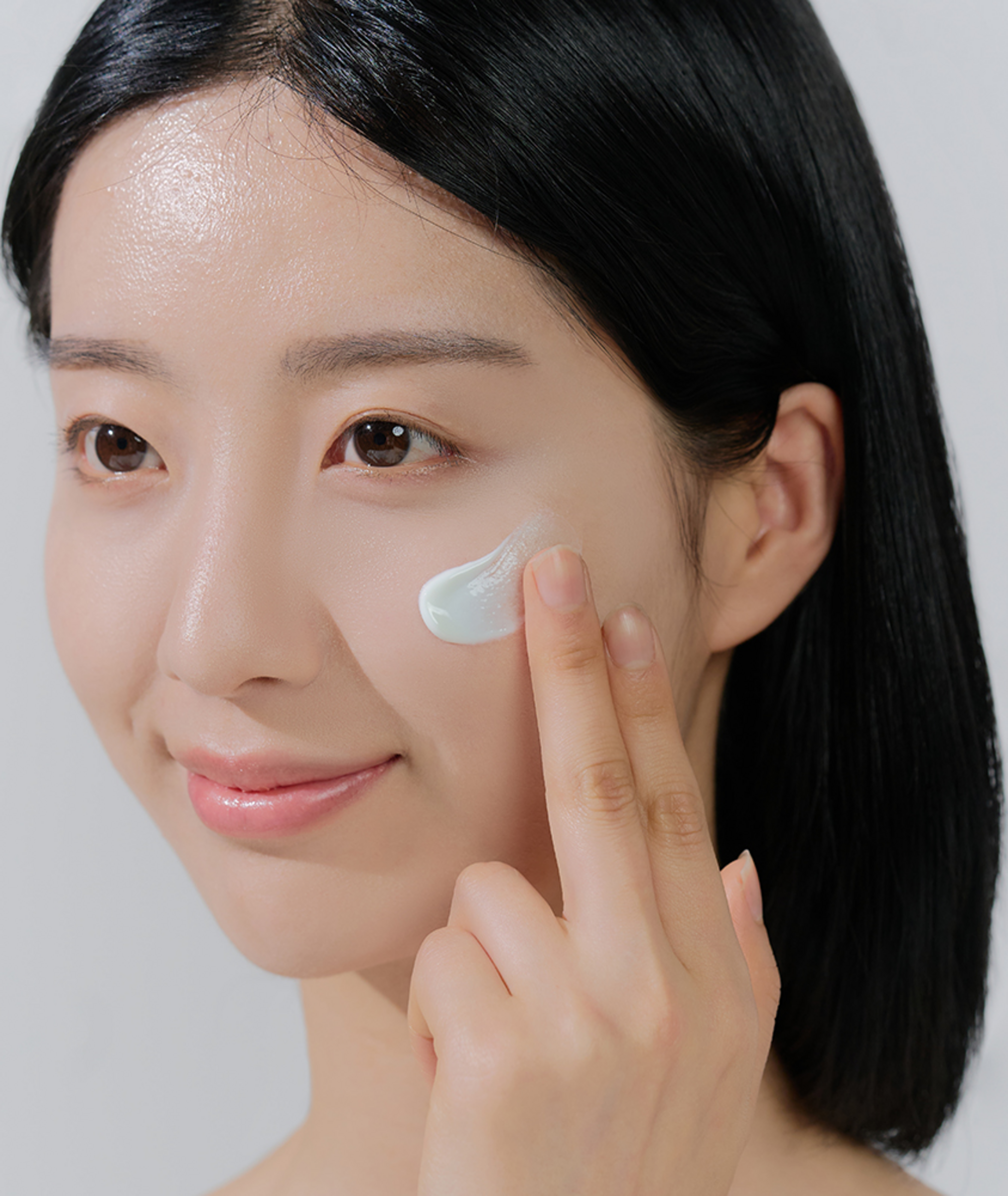 SKIN1004 Madagascar Centella Hyalu-Cica Water-Fit Sun Serum LSF50 ...